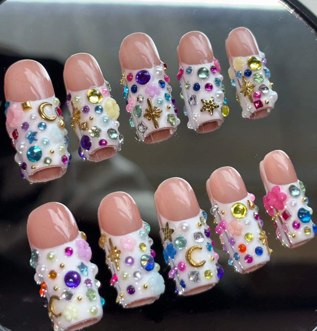 Pretty Little Planets – Nailsbyvic